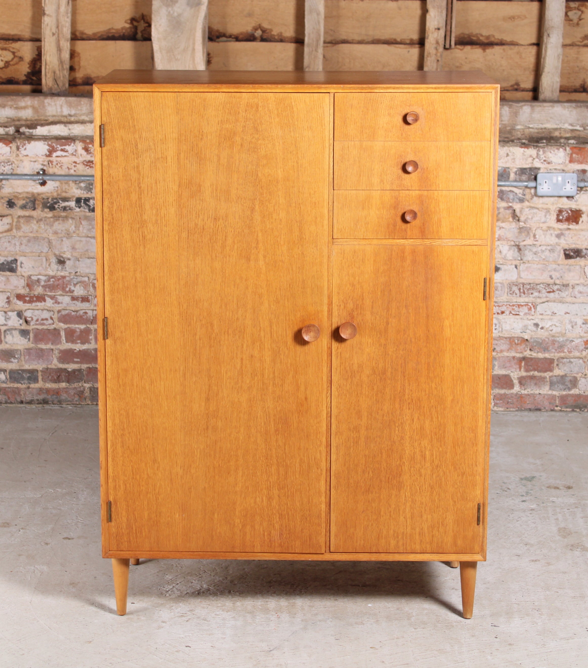 Mid Century oak wardrobe by Meredew, England, circa 1950s – Finntage ...